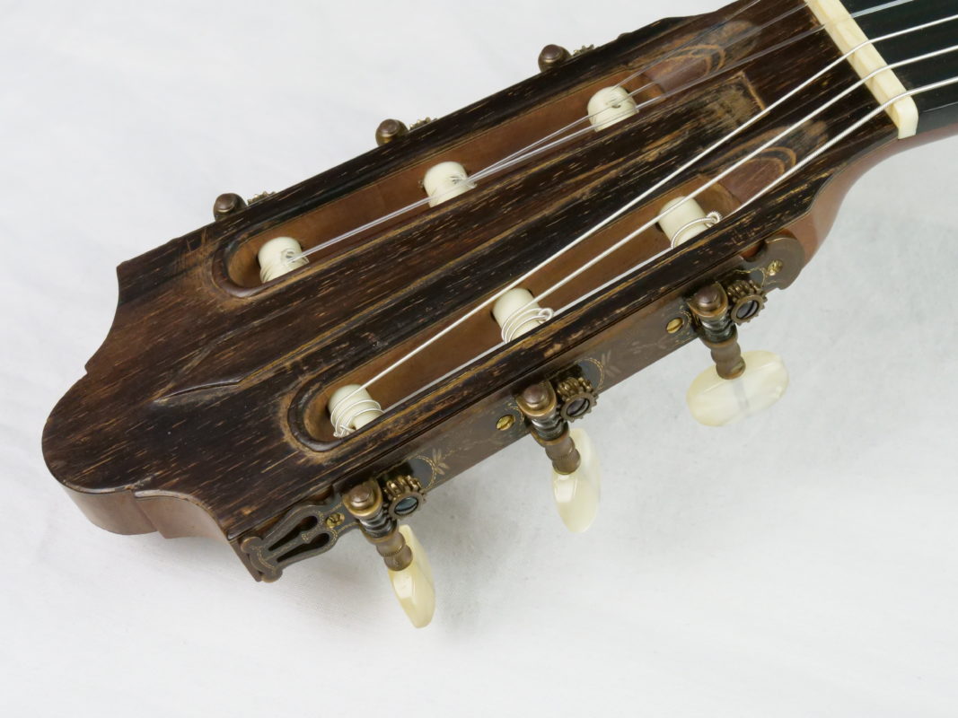 Daniel Friederich 1963 spruce No. 111- France – Classical concert guitar