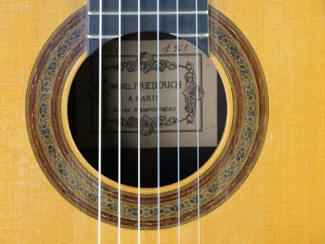 Daniel Friederich 1963 spruce No. 111- France – Classical concert guitar