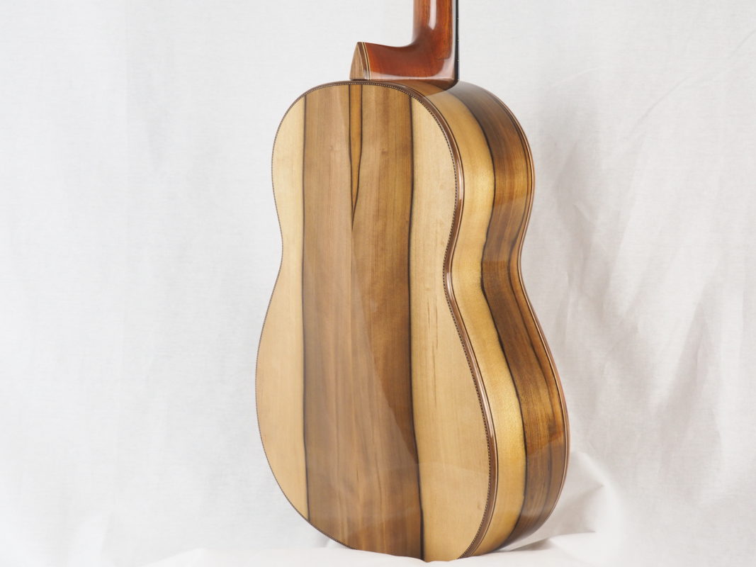 Graham Caldersmith No.111 concert classical guitar – Classical concert ...