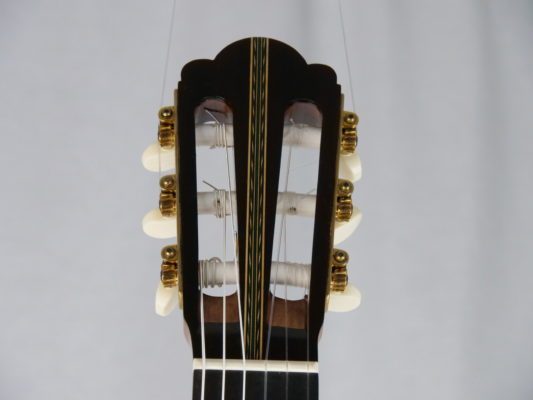 Valentim Carlos Gomes Hauser model No 205 4900€ – Classical concert guitar